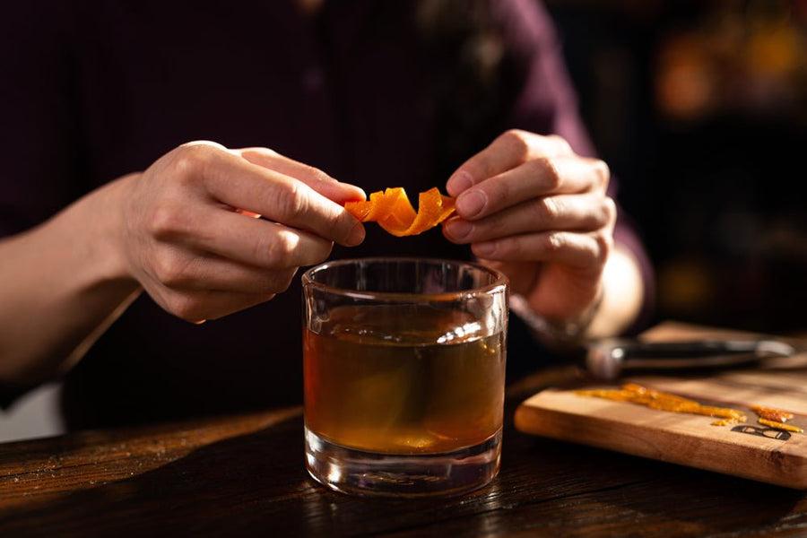 How To Make A Lemon Twist Garnish For Your Cocktails – Tipsy Cocktail ...