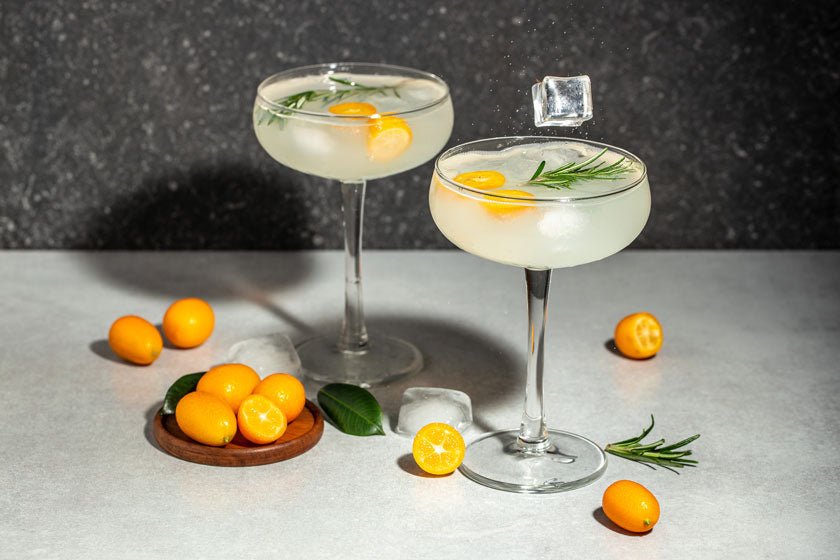 What Is A Coupe Glass? Everything You Need To Know – Tipsy Cocktail ...